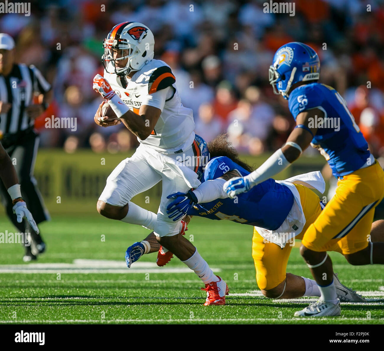 September 19, 2015: Oregon State Beavers quarterback Seth Collins (4 ...