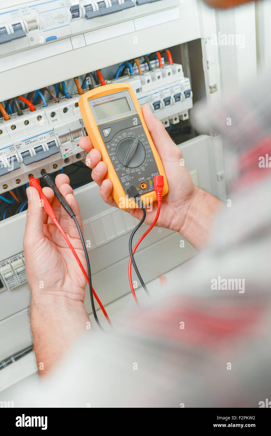 Ammeter circuit hi-res stock photography and images - Alamy