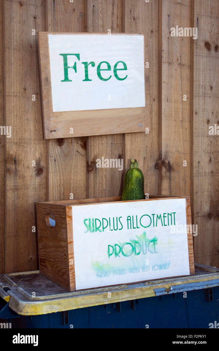 Surplus food uk hi-res stock photography and images - Alamy