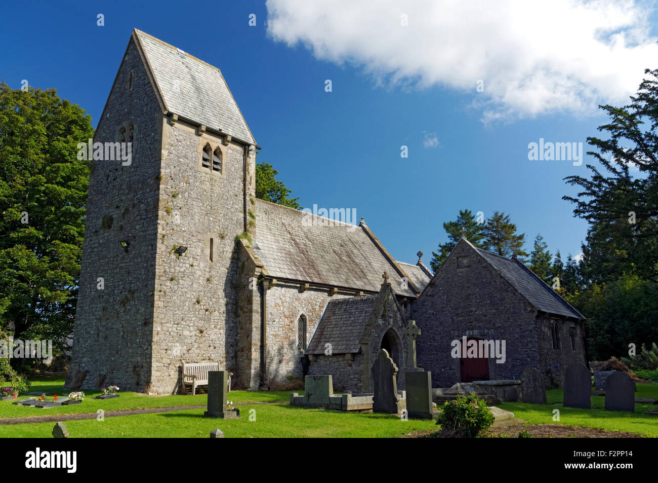 Saddleback roof hi-res stock photography and images - Alamy