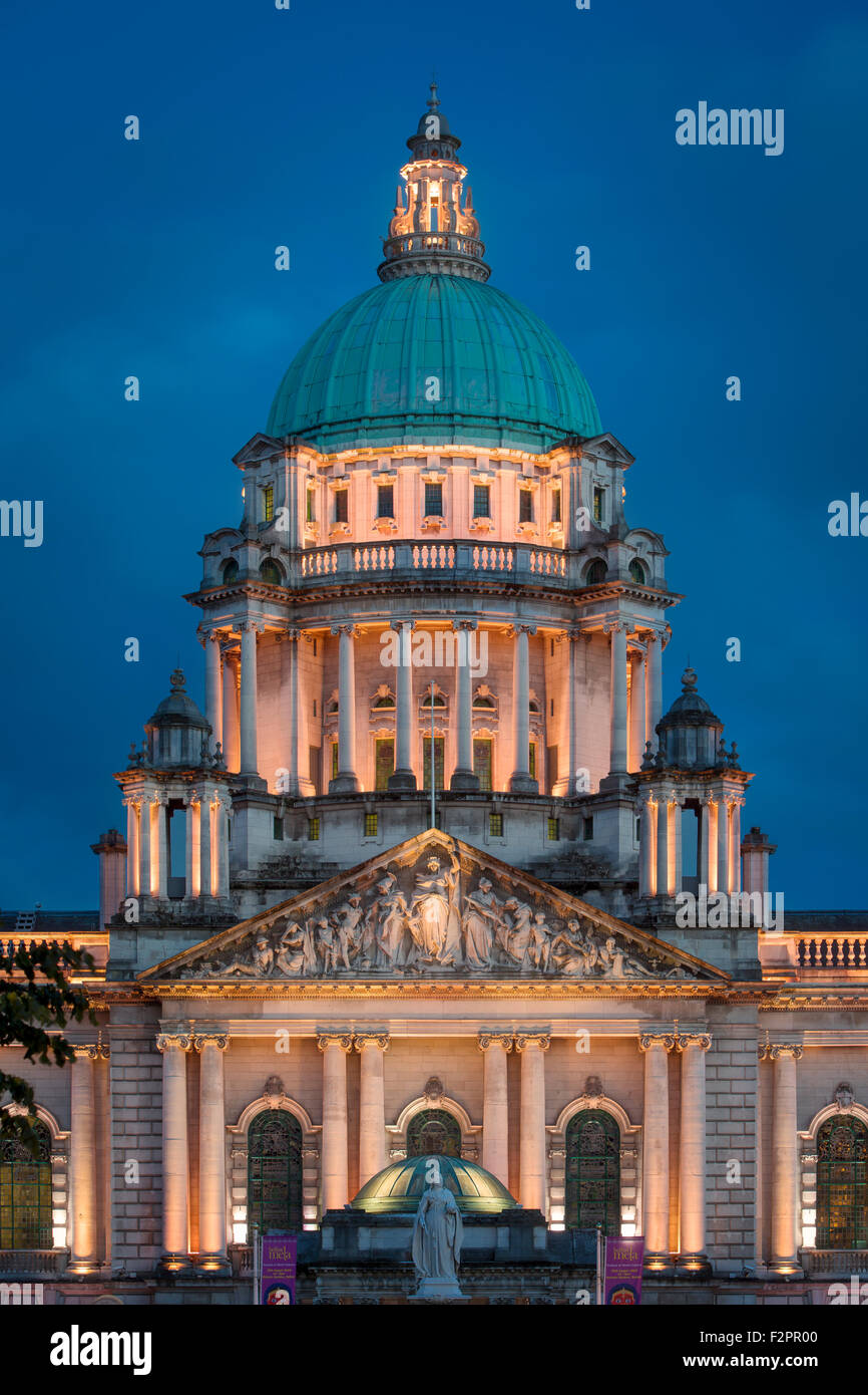 Belfast city hall hi-res stock photography and images - Alamy