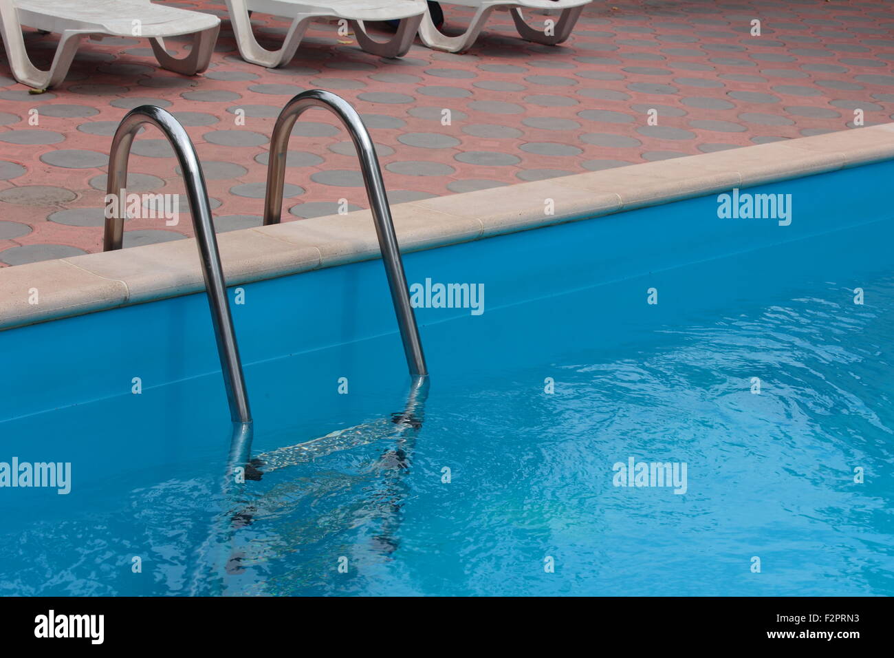 Steps in swimming pool blue hi-res stock photography and images - Alamy