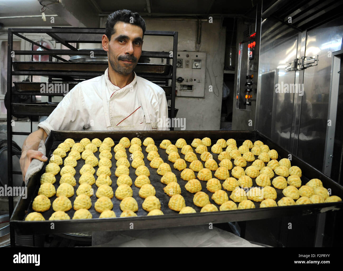 Damascus sweets hi-res stock photography and images - Alamy