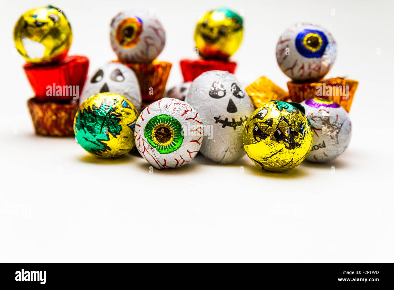 A pile of wrapped chocolate Halloween Candy Stock Photo - Alamy