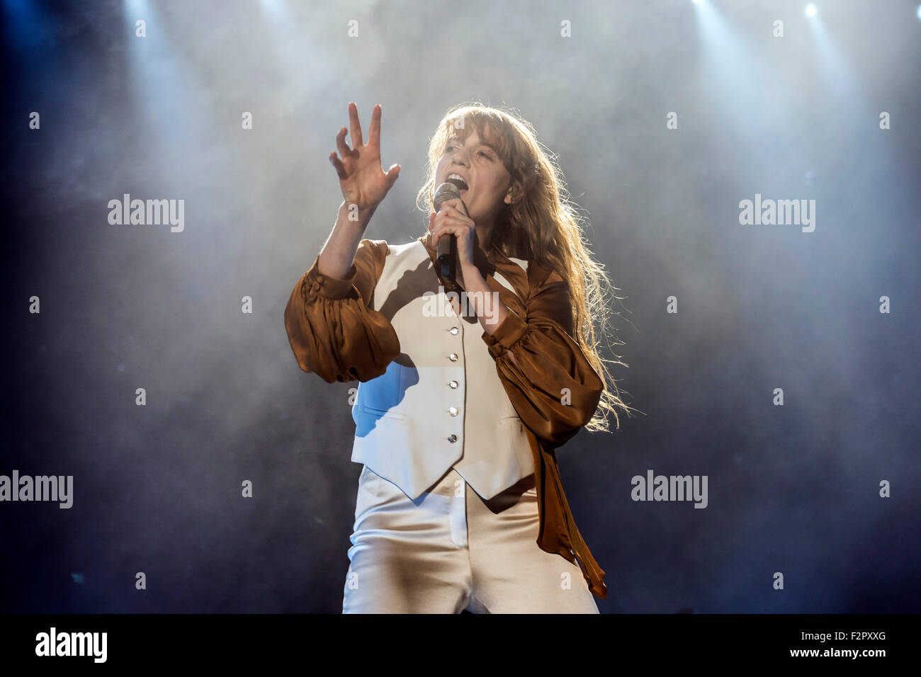 Florence and the Machine - Live Performance - Alexandra Palace - London ...