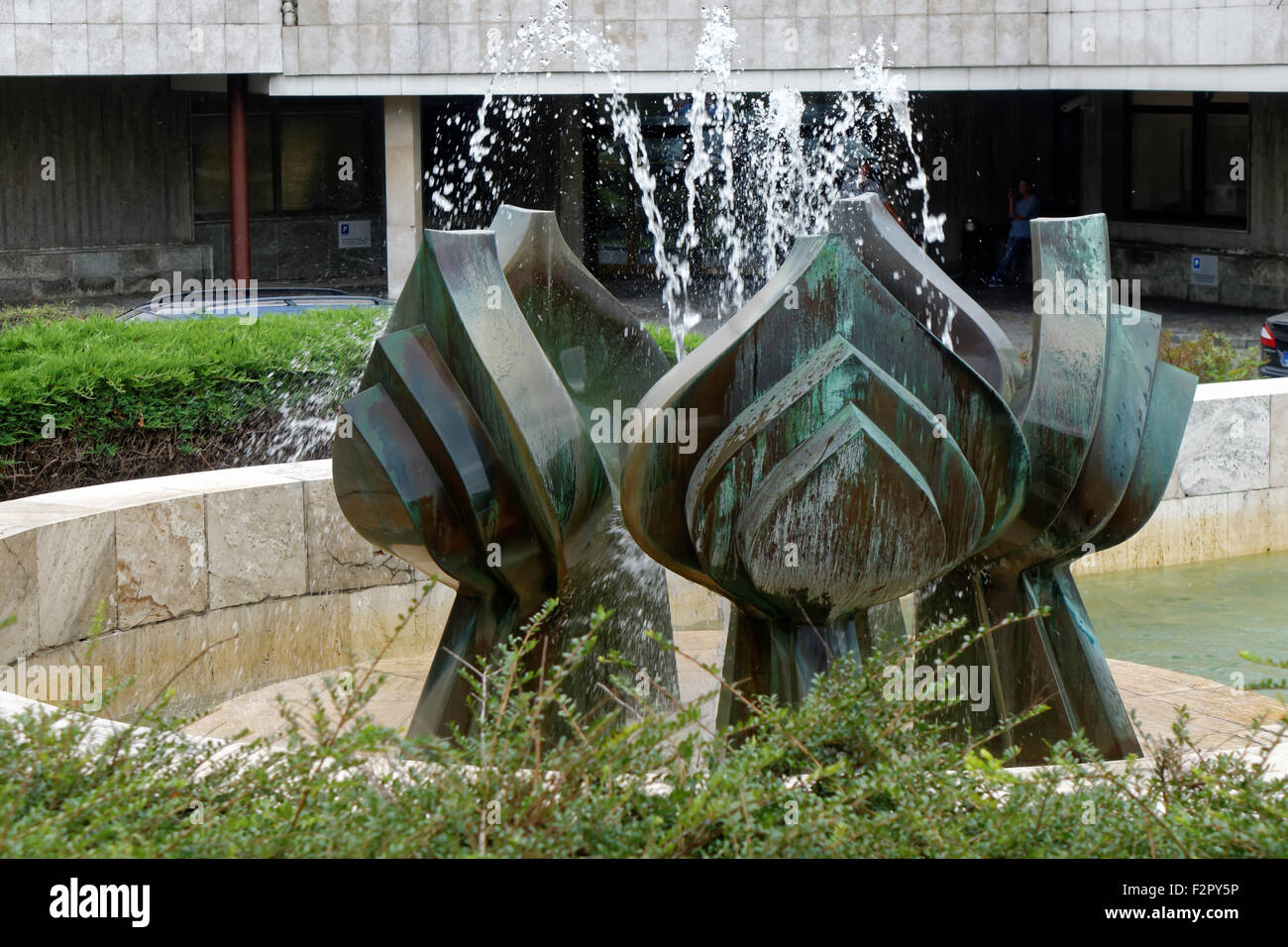 The water statues hi-res stock photography and images - Alamy