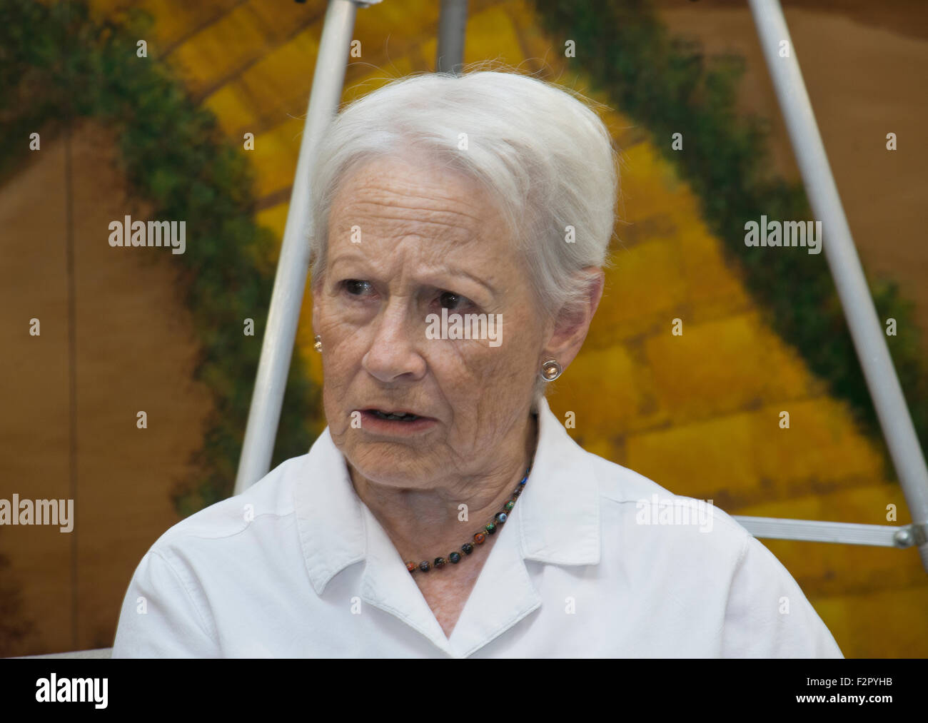 Former Senator Nancy Kassebaum (R-KS) at the Annual State Fair in ...