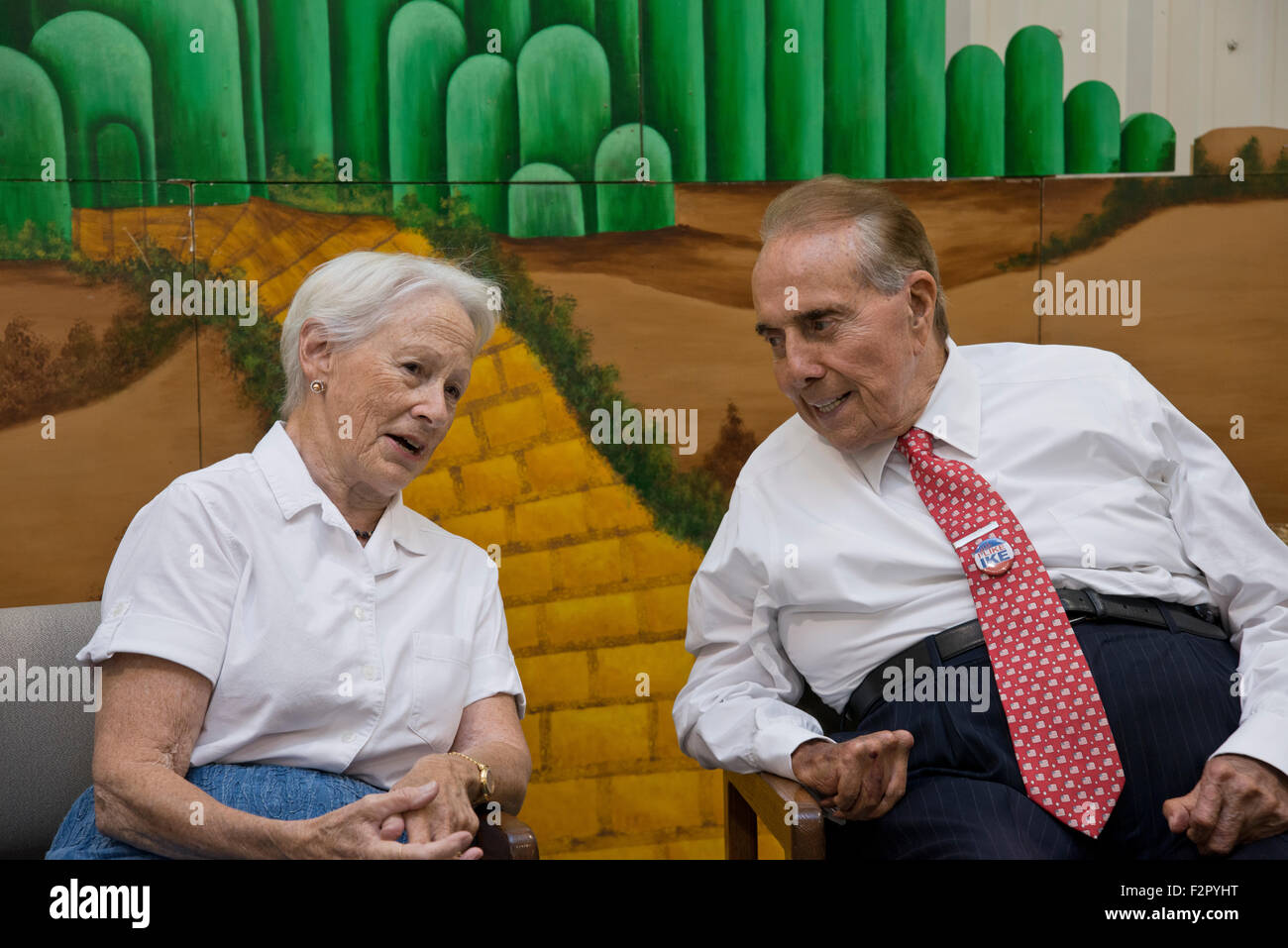 Former Senators Nancy Kassebaum and Robert Dole at the Kansas State ...