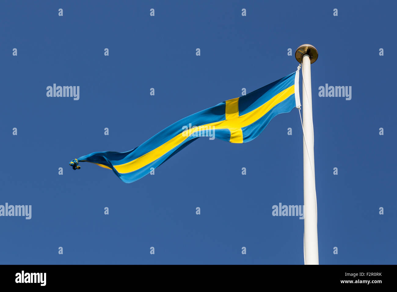 Long flag pole hi-res stock photography and images - Alamy