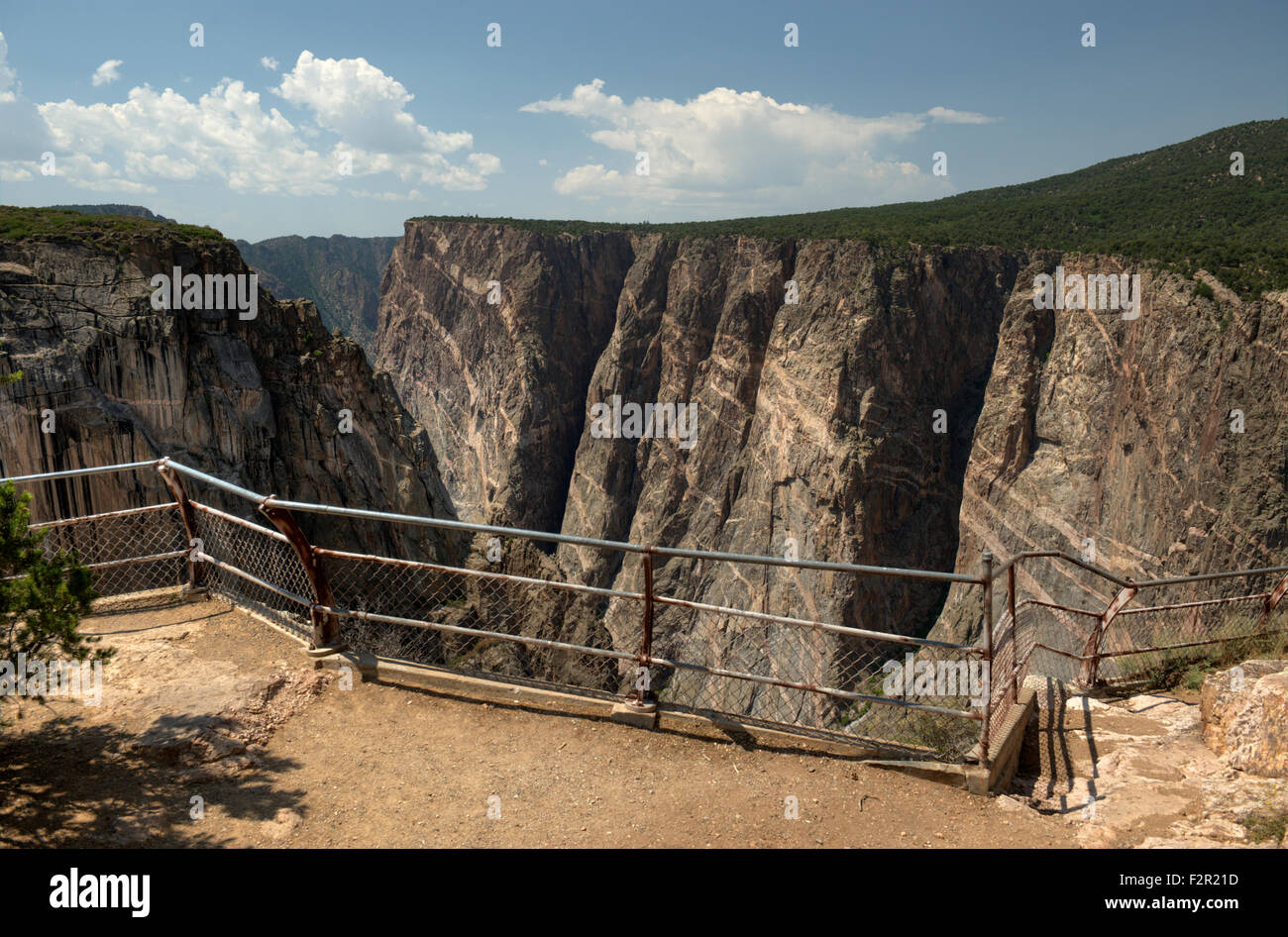 The Chasm View viewpoint on the north rim of the Black Canyon of the ...