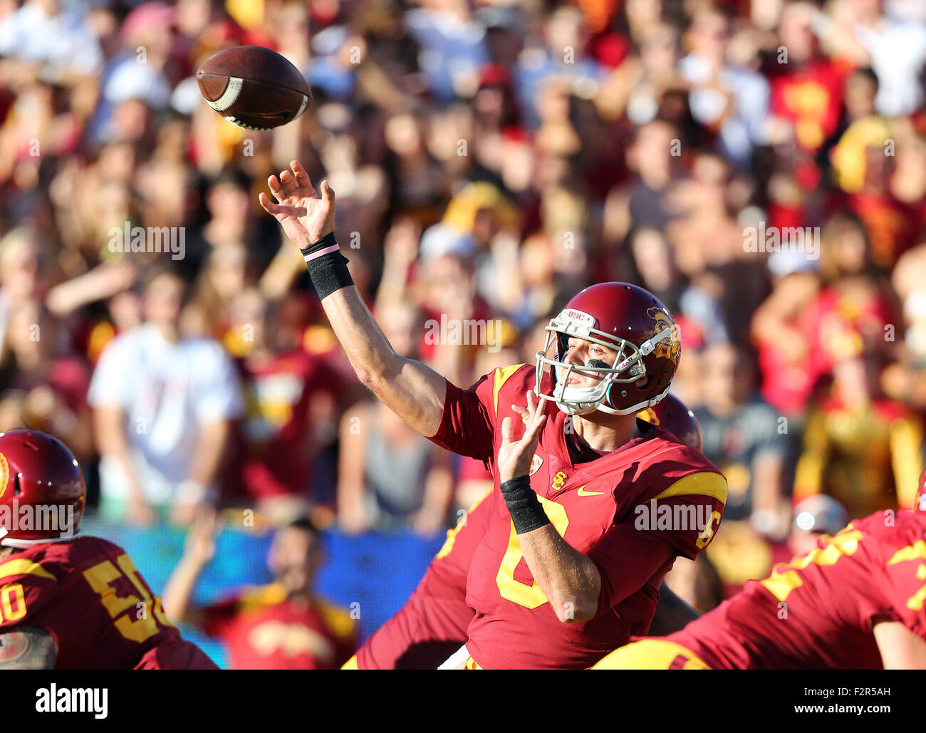 September 19, 2015 USC Trojans quarterback Cody Kessler #6 throws a ...