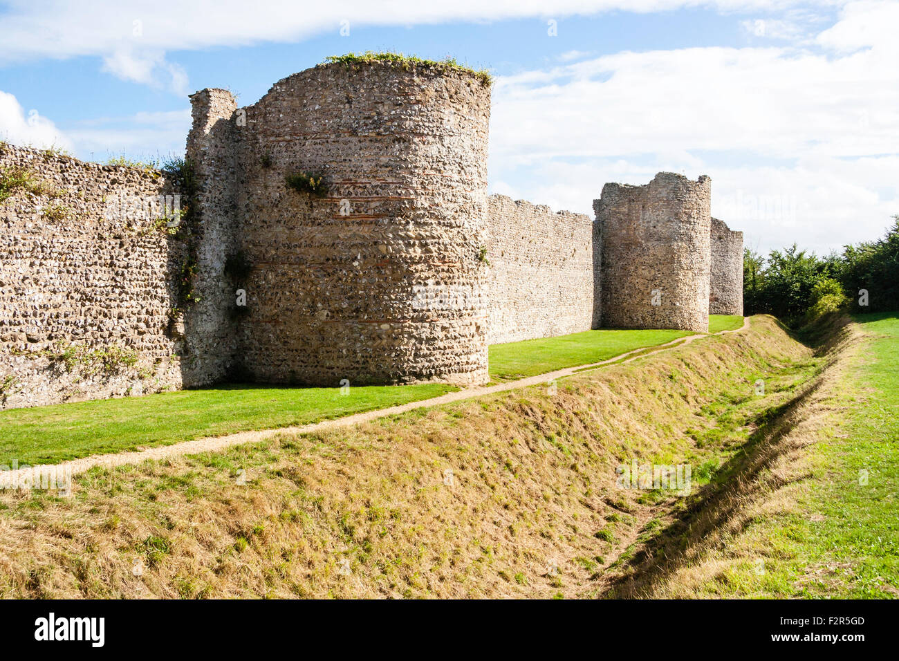 England. Portchester castle. Portus Adurni, Roman Saxon shore fort ...