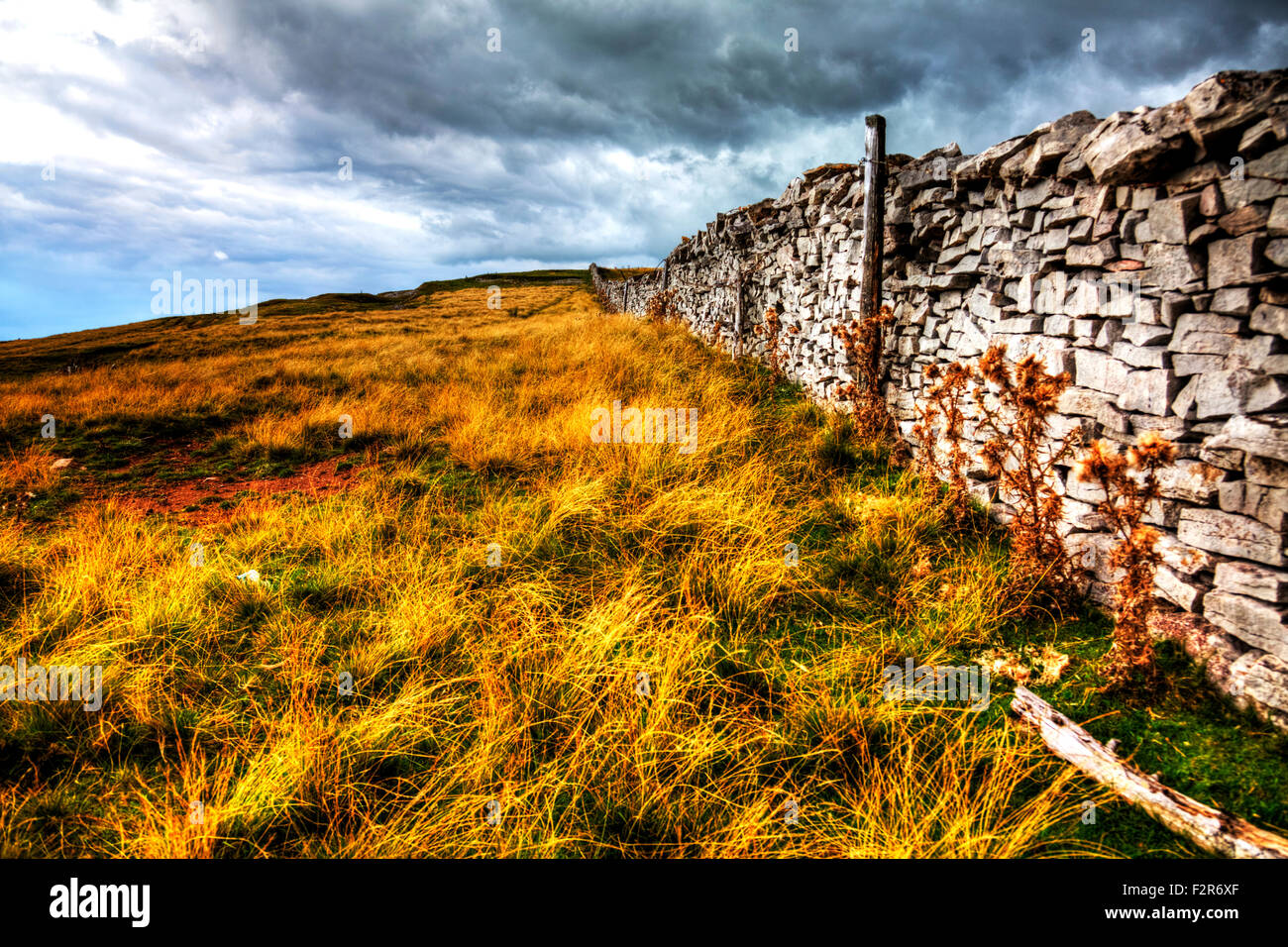 Boundary stones hi-res stock photography and images - Alamy