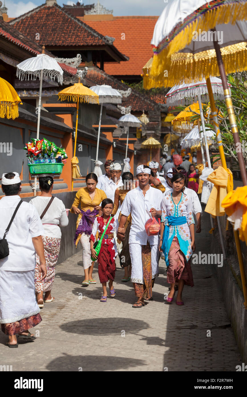 Celebrations during the festival of Kuningan at a temple in Mas, Bali ...