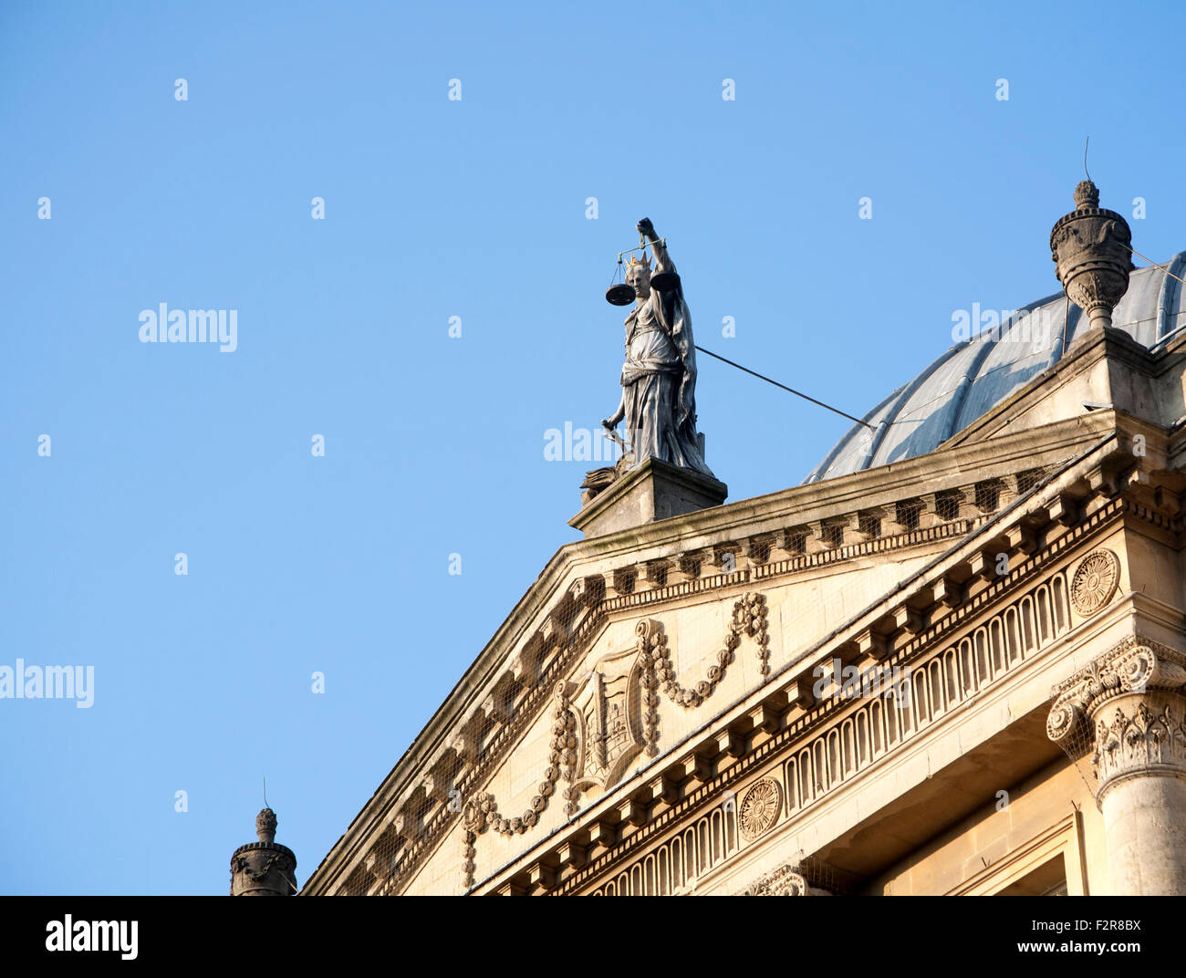 Bath law courts hi-res stock photography and images - Alamy
