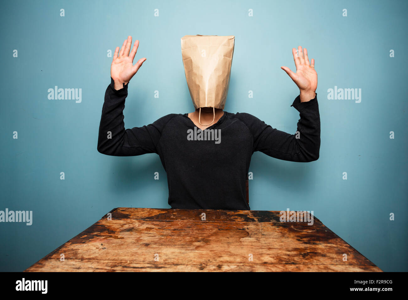 Paper bag over head hi-res stock photography and images - Alamy