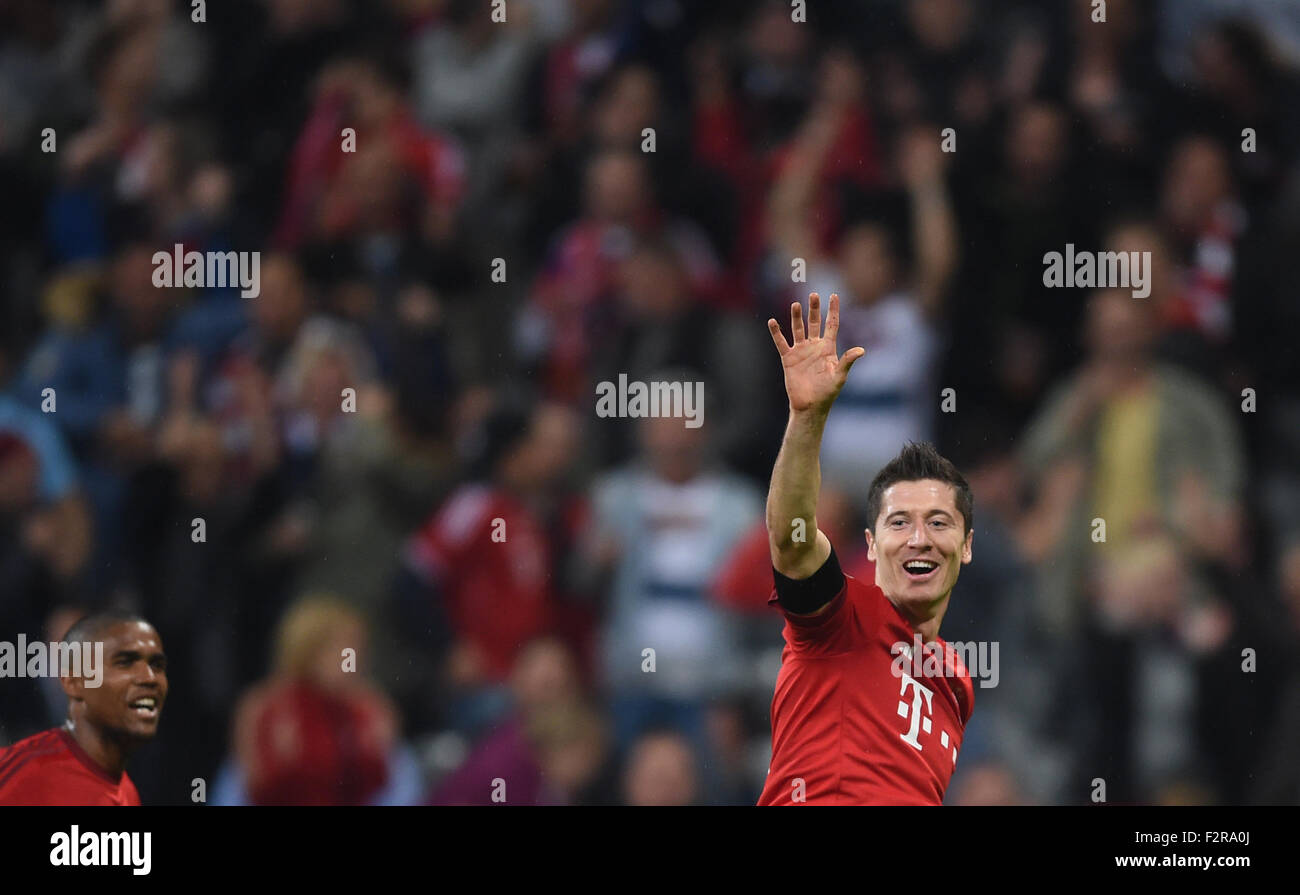 Lewandowski wolfsburg 2015 hi-res stock photography and images - Alamy