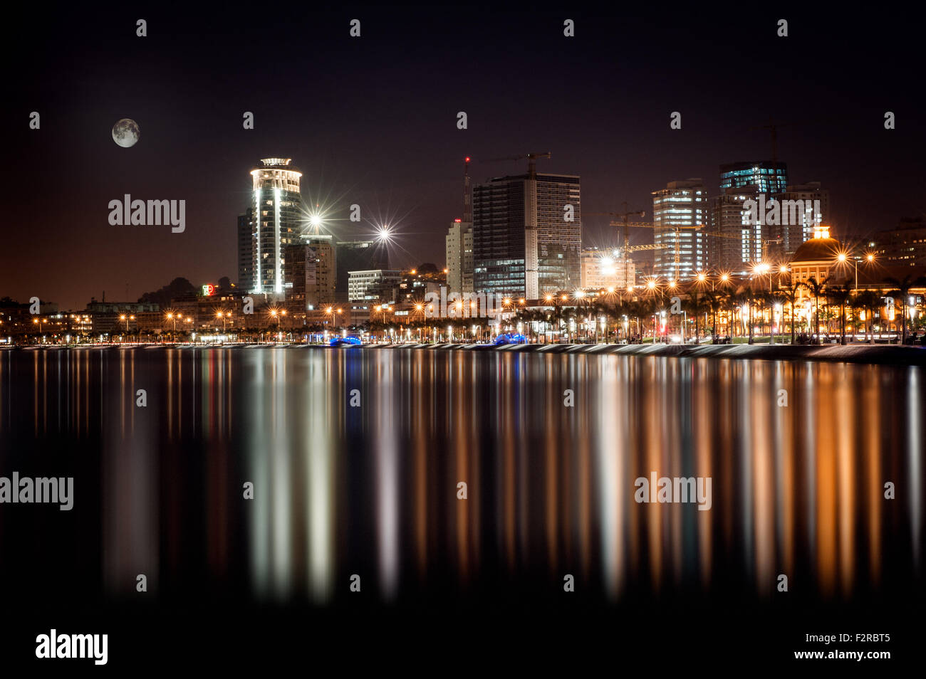 [PT] A Nova Marginal de Luanda, Avenida 4 de Fevereiro | [EN] The New ...