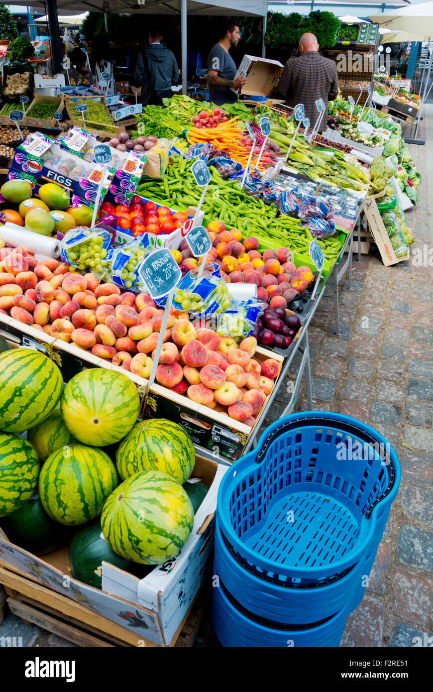 Danish fruit vendor hi-res stock photography and images - Alamy