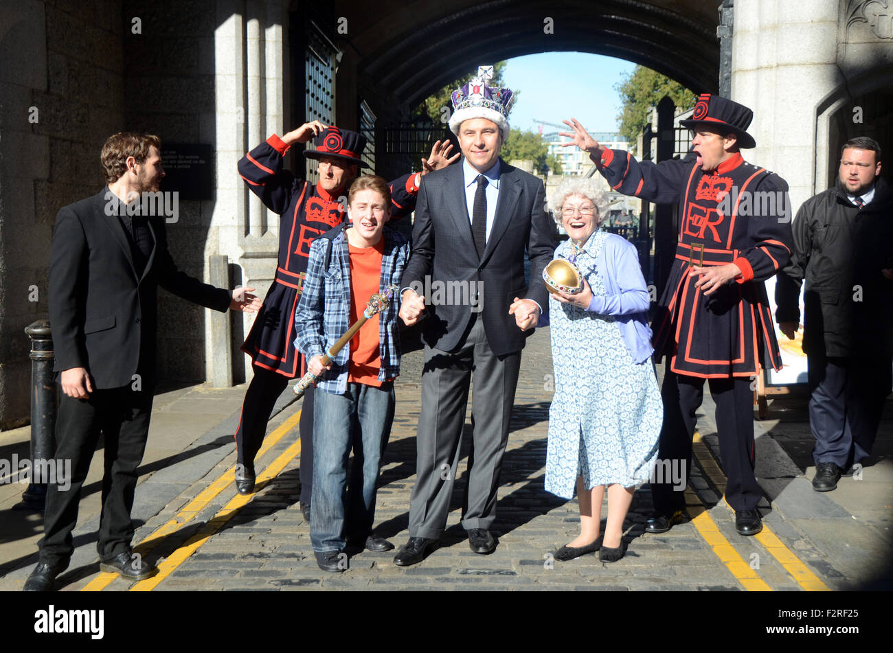 Gangsta granny david walliams hi-res stock photography and images - Alamy