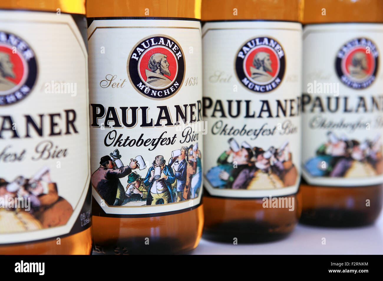 Paulaner hi-res stock photography and images - Alamy