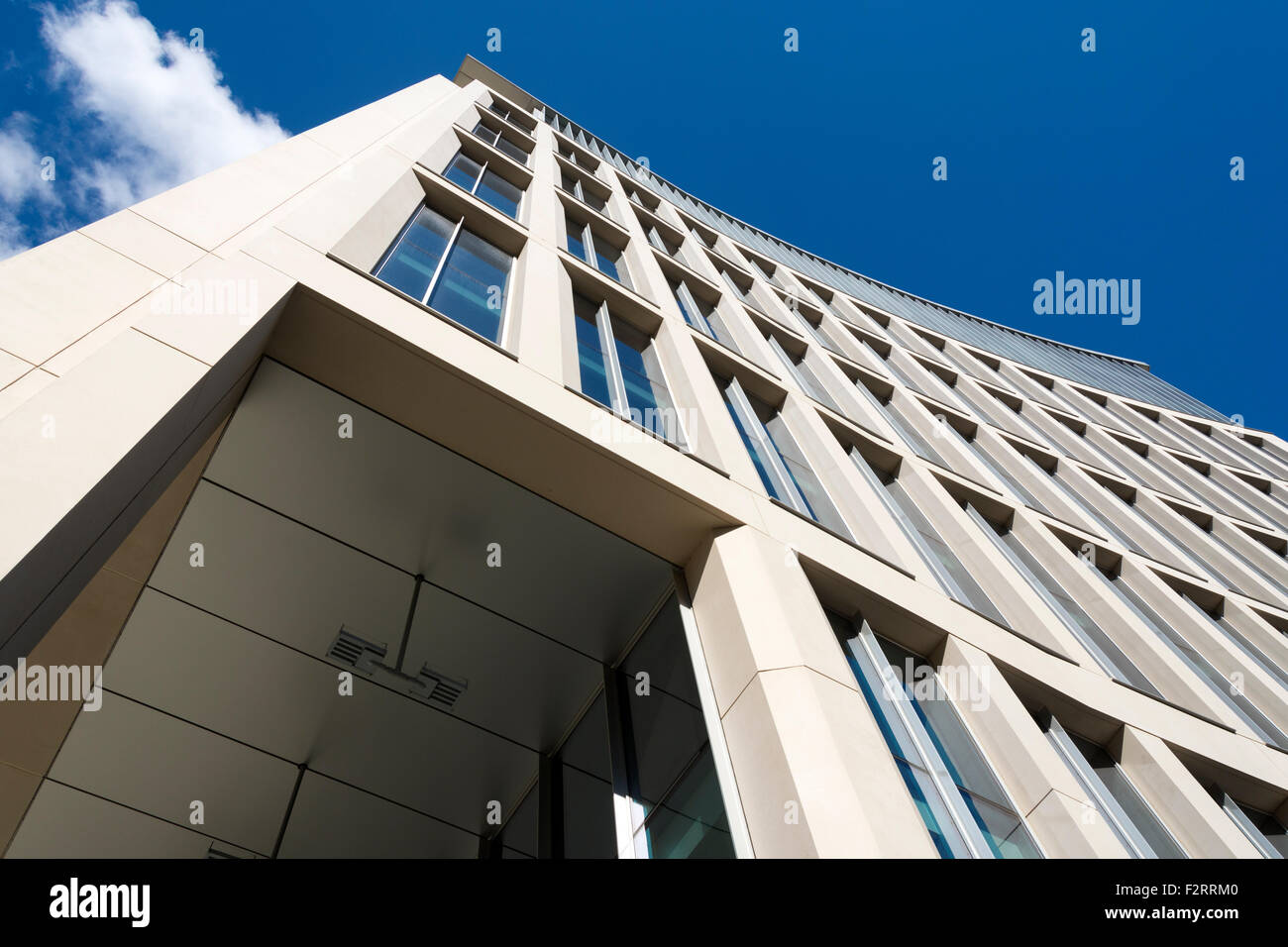 No.1 St. Peter's Square building (Glenn Howells architects, 2014). St ...