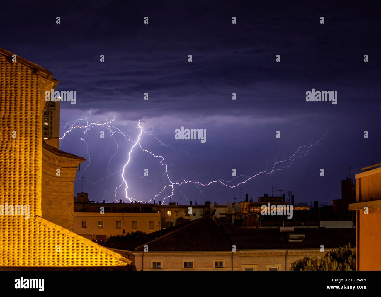 Lightning beam hi-res stock photography and images - Alamy