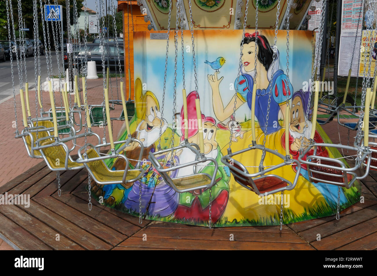 Empty fairground hi-res stock photography and images - Alamy