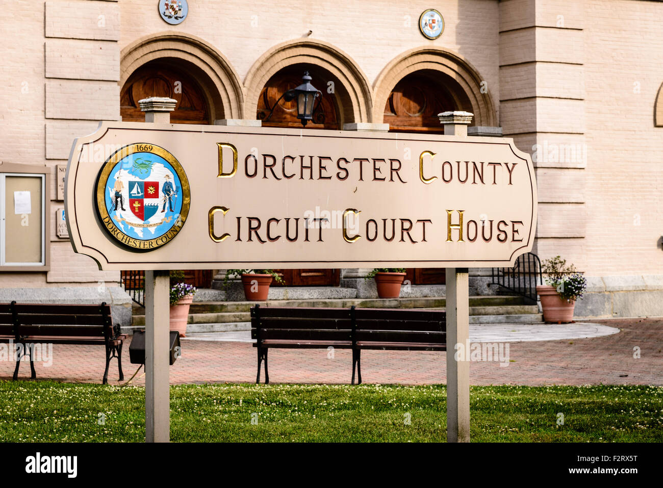 1800 dorchester county courthouse hi-res stock photography and images ...