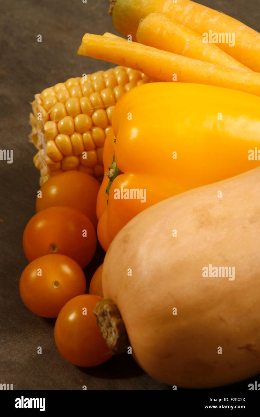 Yellow veg hi-res stock photography and images - Alamy