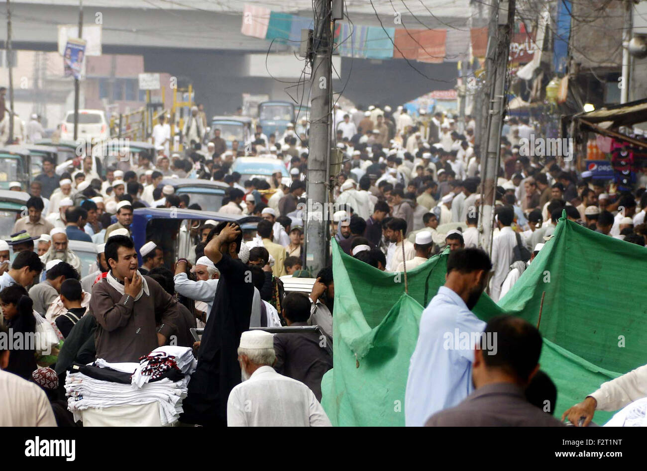 Peshawar market hi-res stock photography and images - Alamy