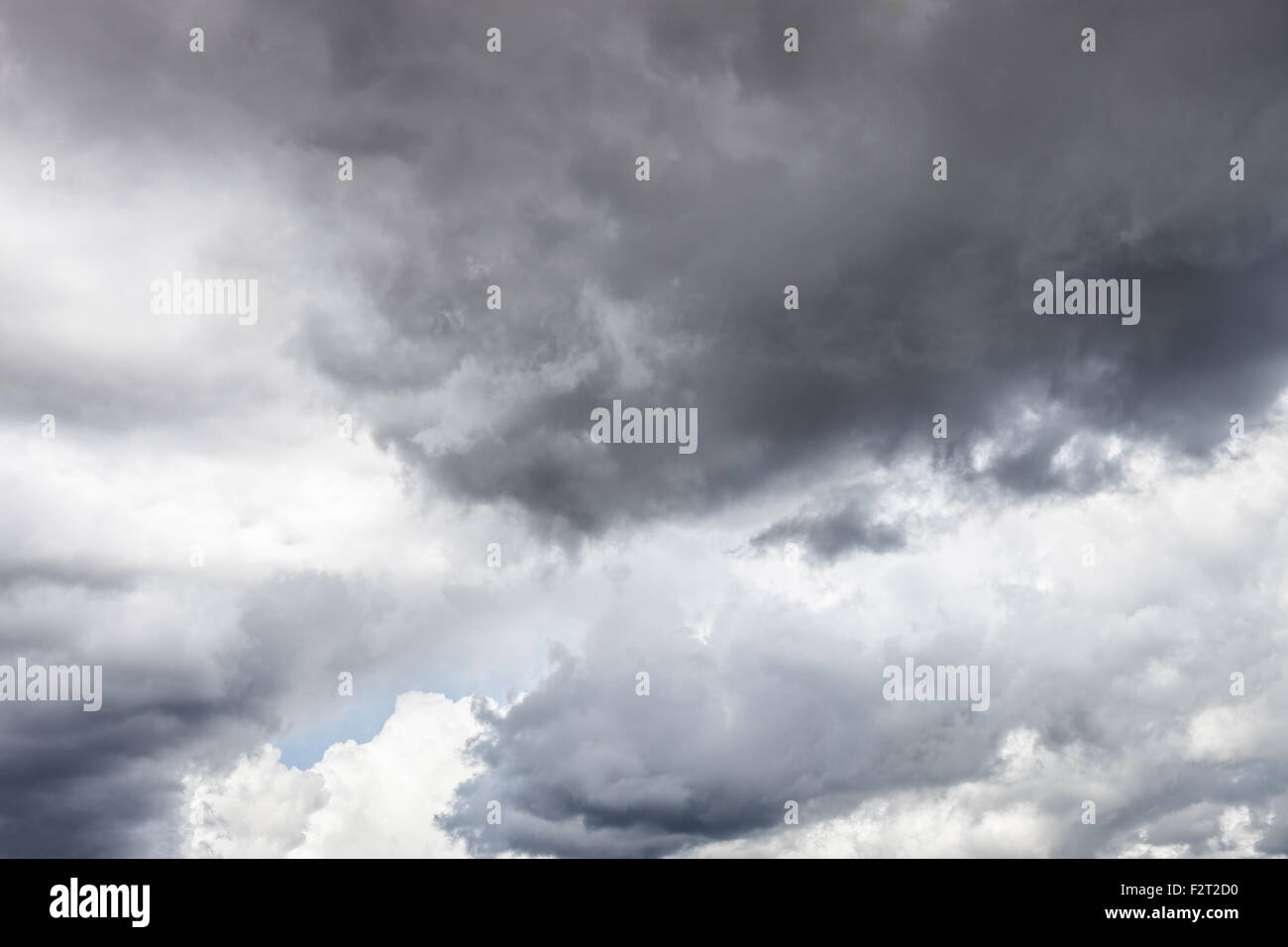 Dark ominous grey storm clouds - dramatic sky Stock Photo - Alamy