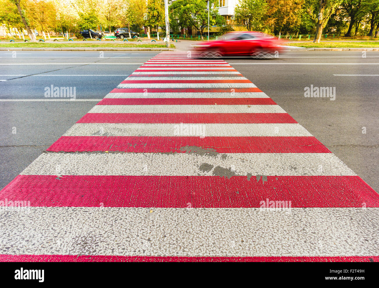 Crossing line pattern hi-res stock photography and images - Alamy