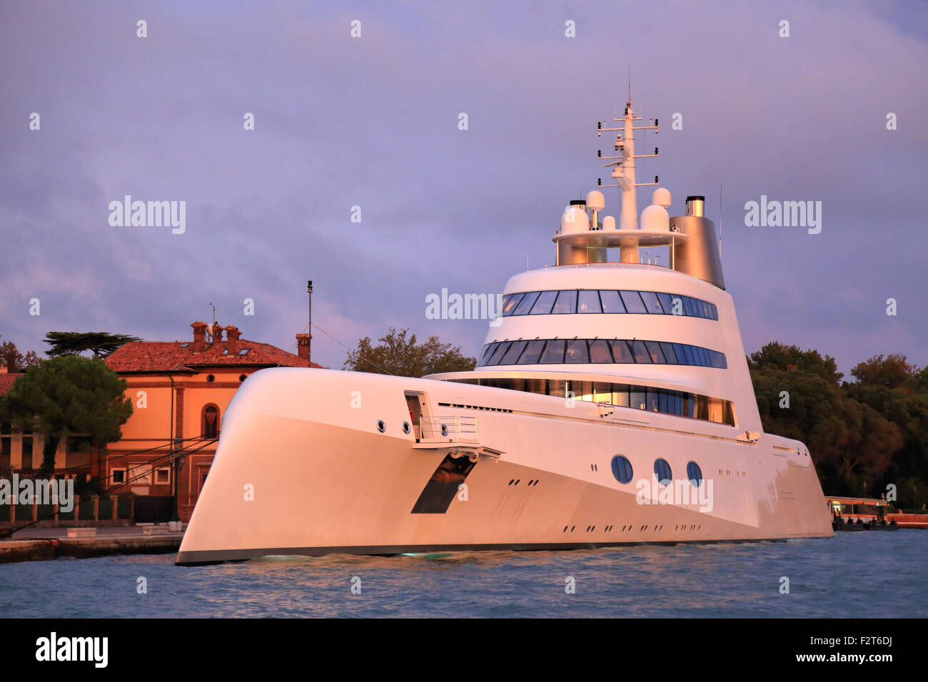 Aleksandra melnichenko hi-res stock photography and images - Alamy