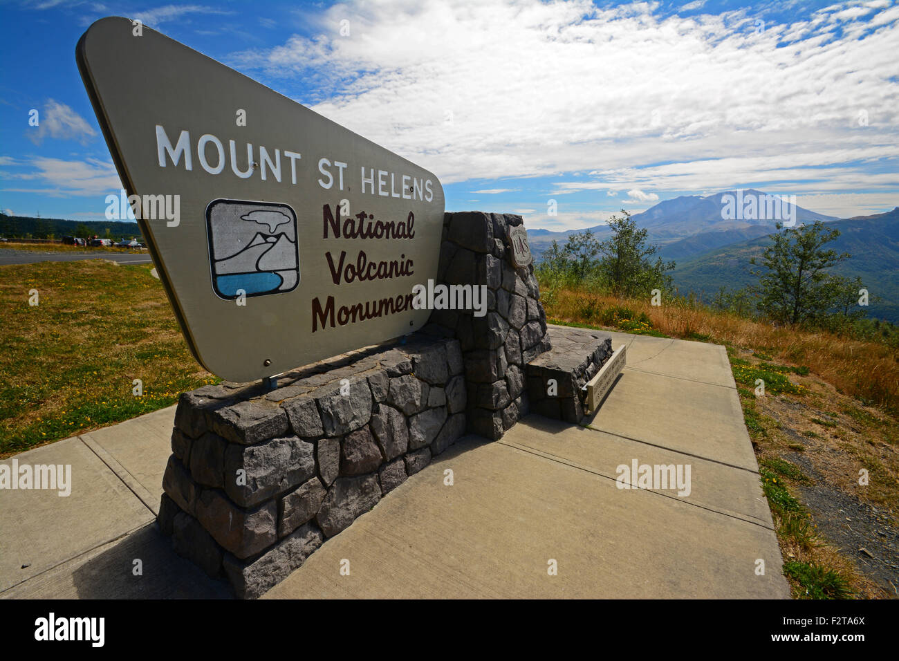 Mount St Helens National Volcanic Monument sign Stock Photo - Alamy