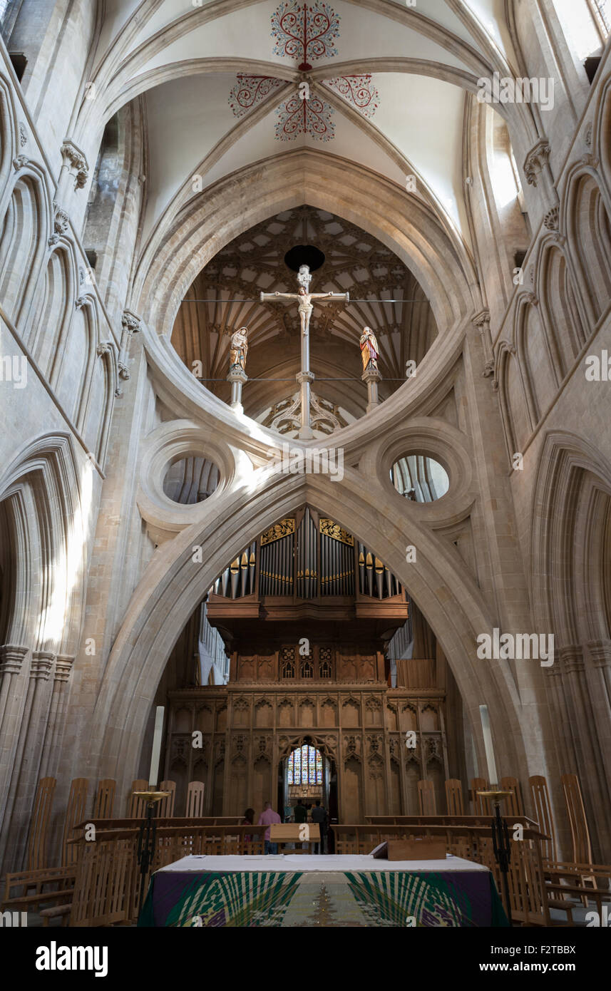 The Scissor Arches in Wells Cathedral, Somerset Stock Photo - Alamy