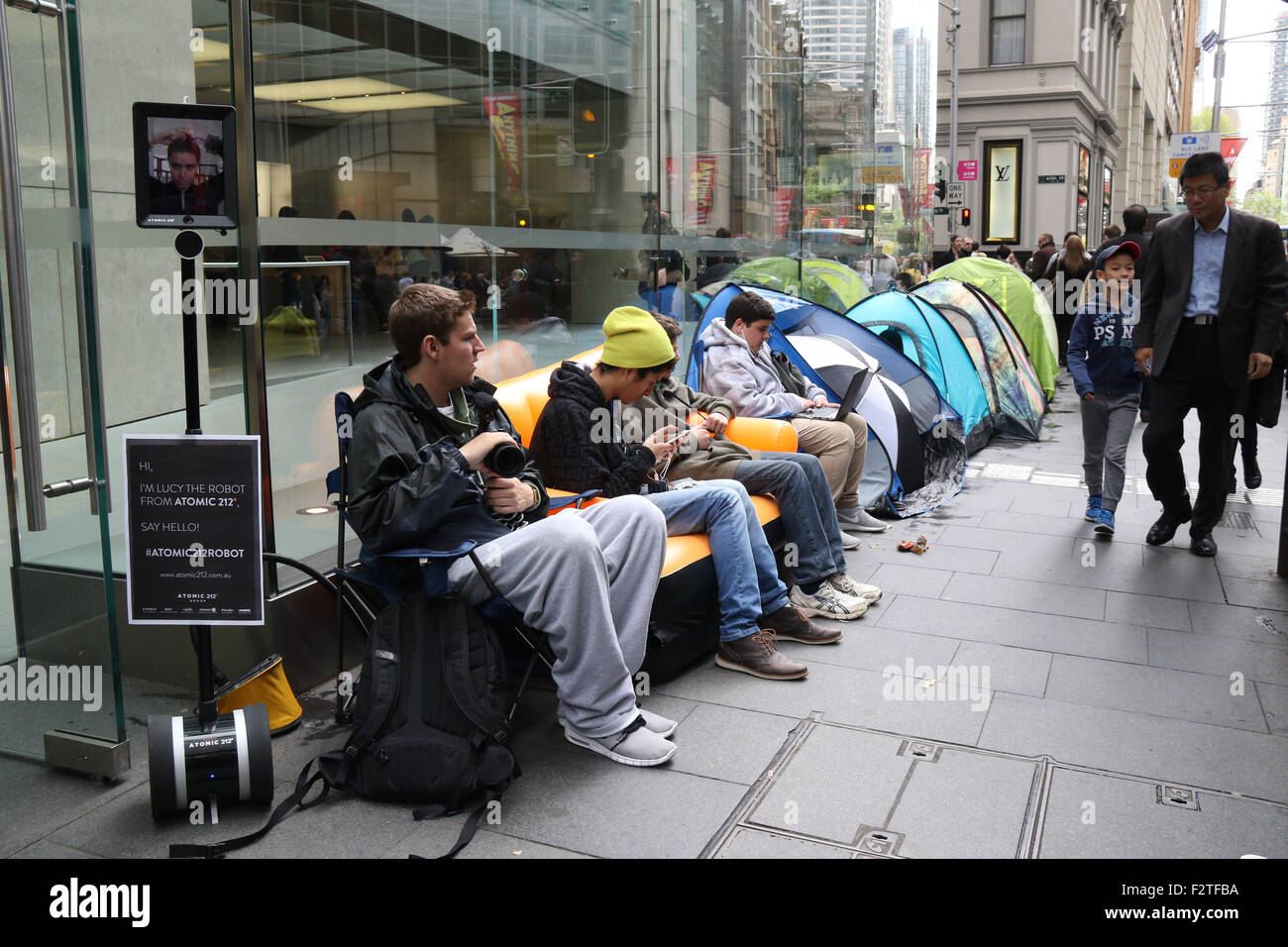 Sydney, Australia. 24 September 2015. There is a long queue for the ...