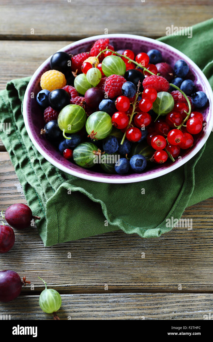 fresh berry mix in small bowl Stock Photo - Alamy