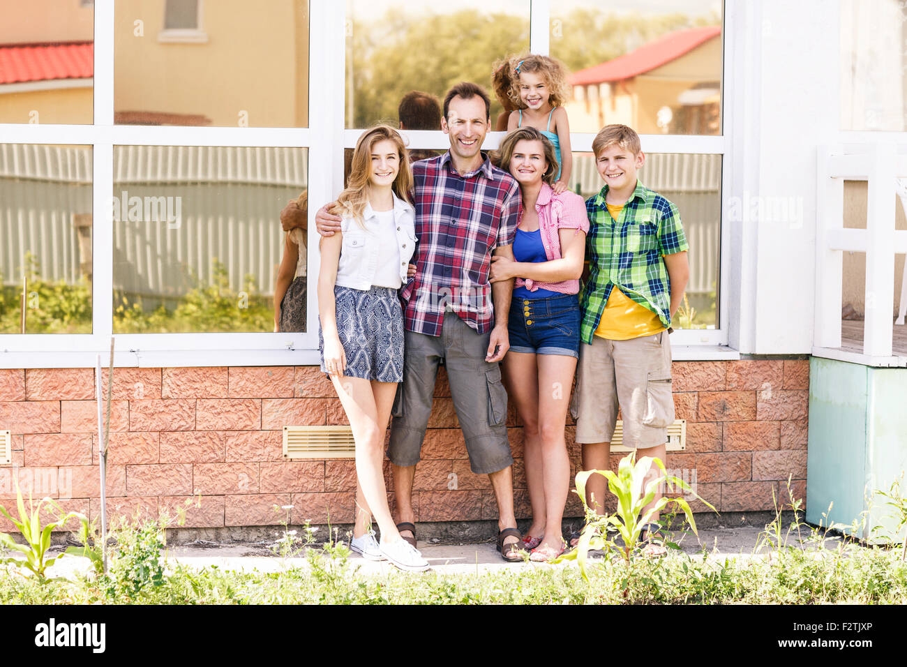 Big happy family Stock Photo - Alamy