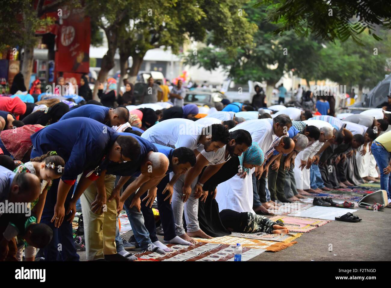 Cairo, Egypt. 9th June, 2014. Egyptian Muslims pray on the first day of ...