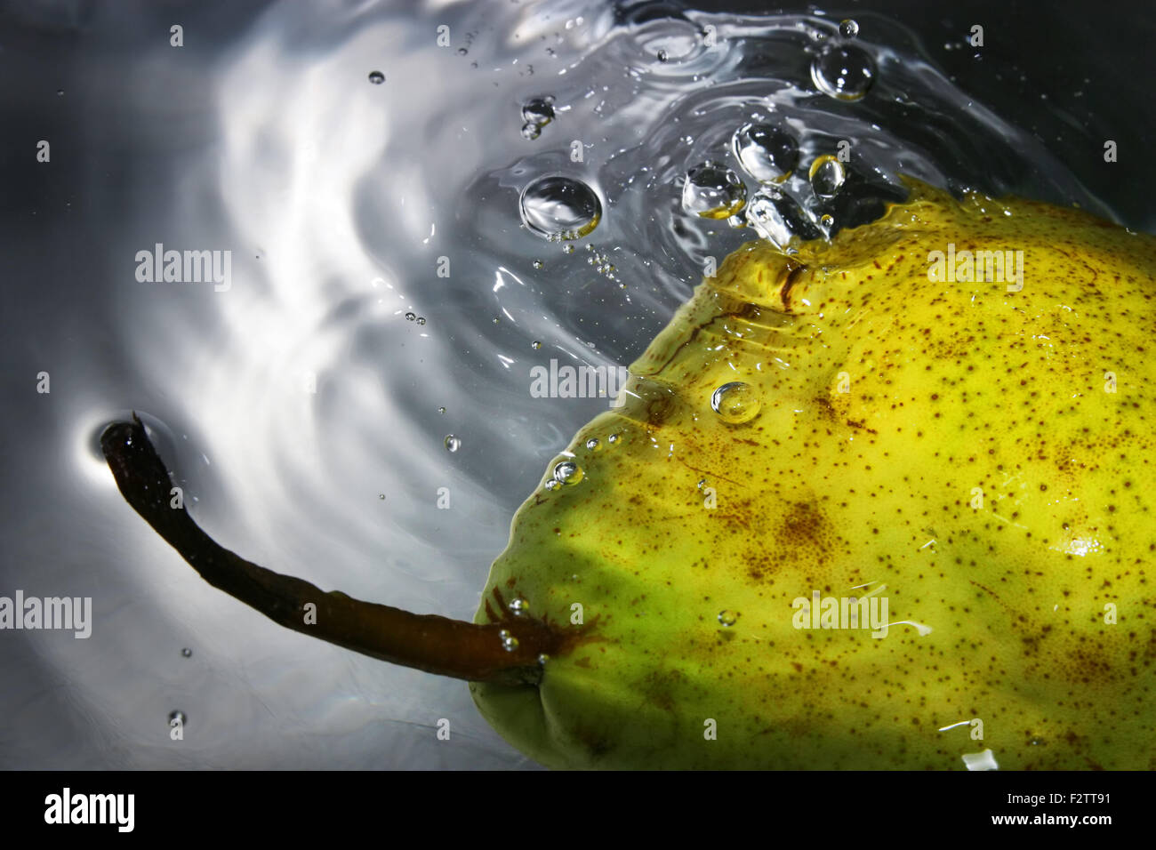 Pear in water hi-res stock photography and images - Alamy