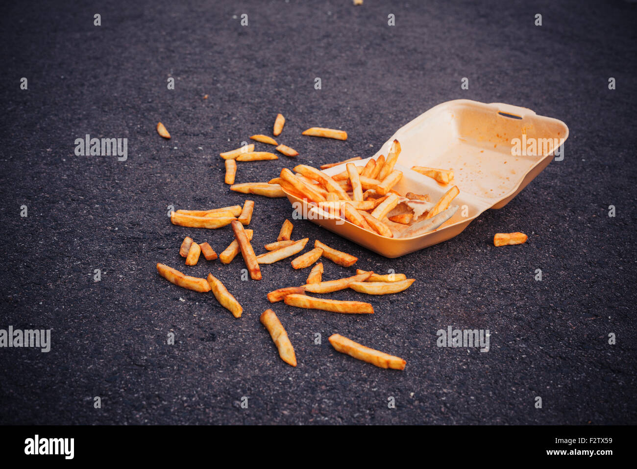 Fast food litter hi-res stock photography and images - Alamy