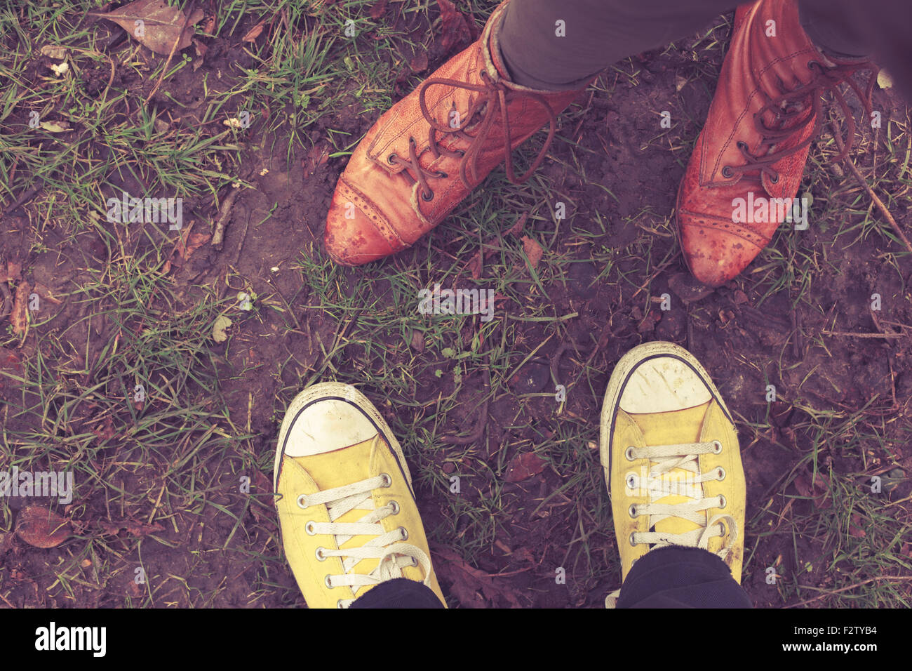 Couples feet hi-res stock photography and images - Alamy