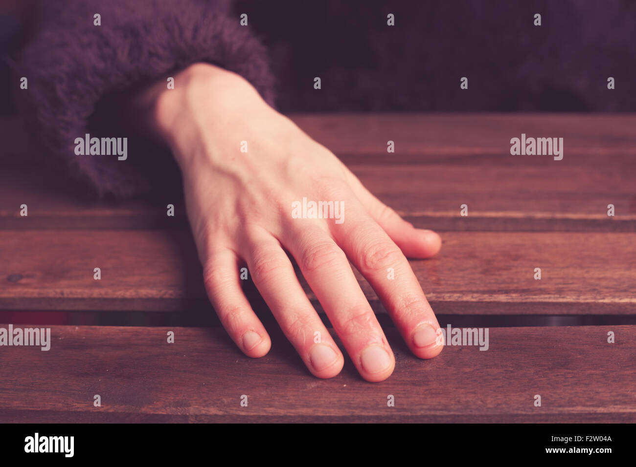 Female resting table hi-res stock photography and images - Alamy