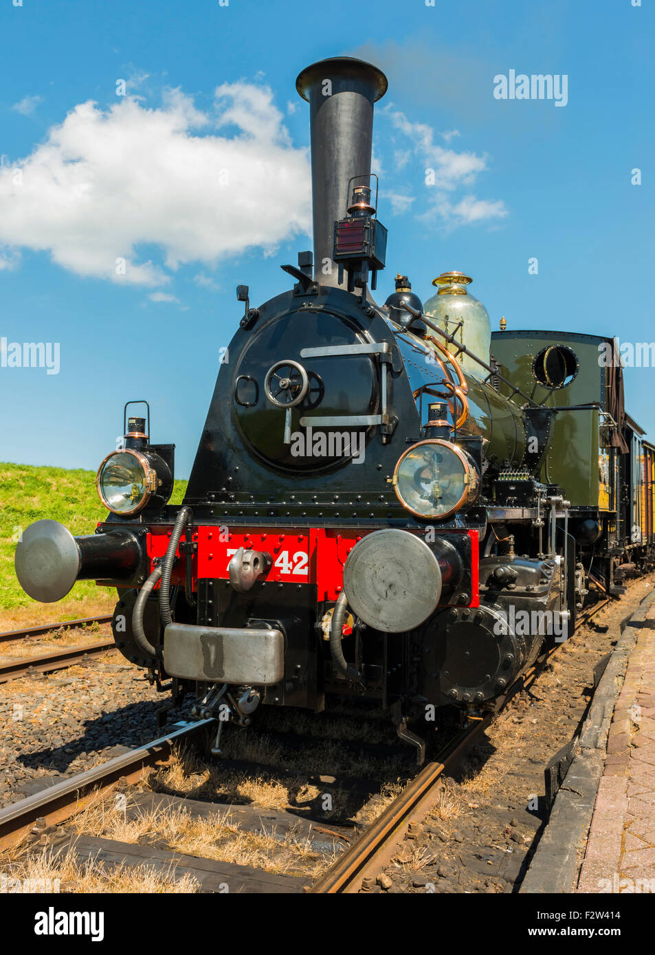 Classic black steam train hi-res stock photography and images - Alamy