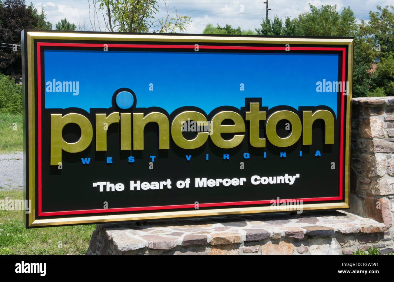 Welcome west virginia sign hi-res stock photography and images - Alamy