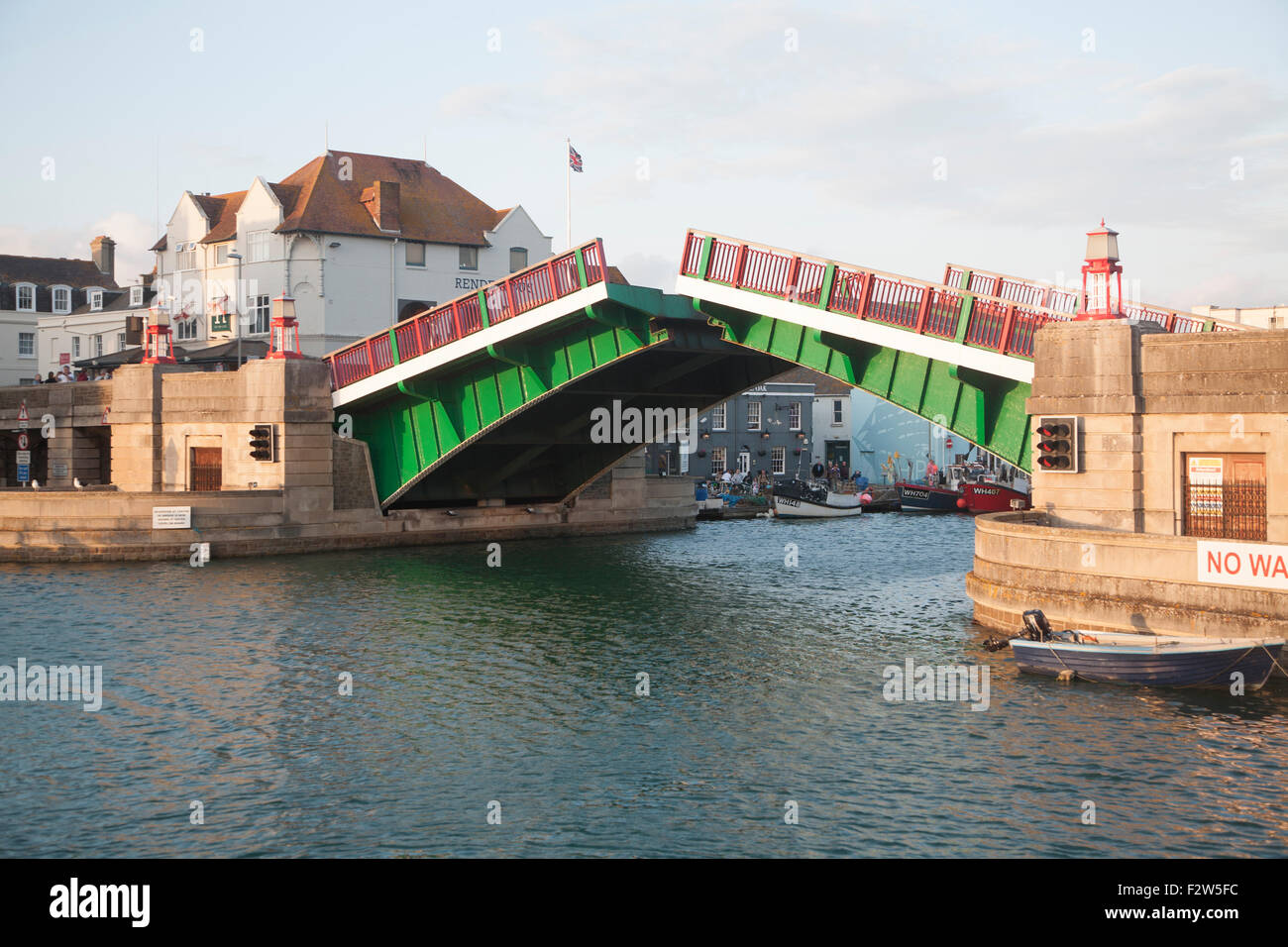 Weymouth dorset bridge hi-res stock photography and images - Alamy