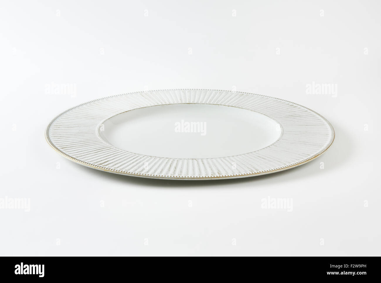 Overhead gold rim plate hi-res stock photography and images - Alamy