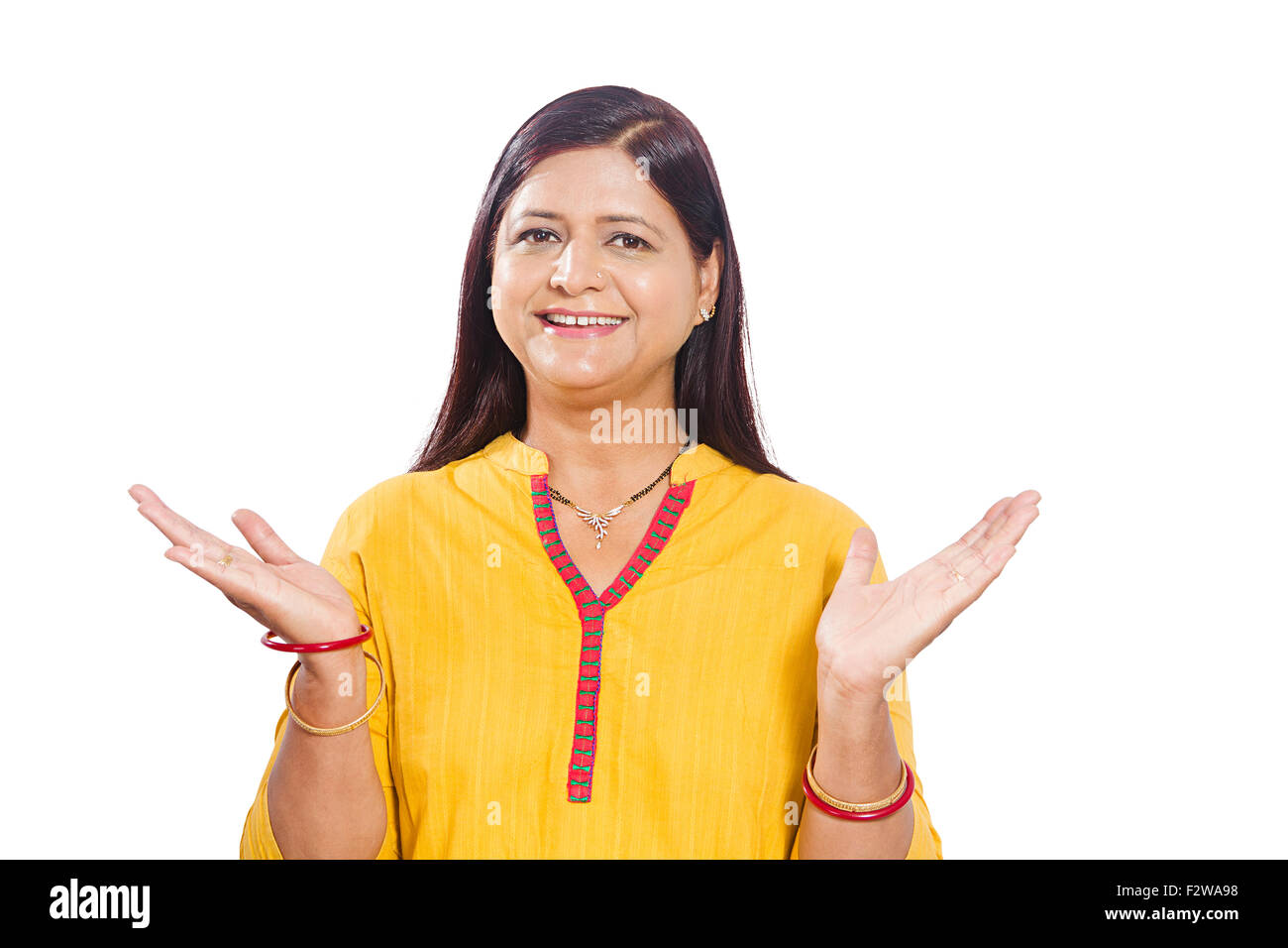 Indian womans hands hi-res stock photography and images - Alamy
