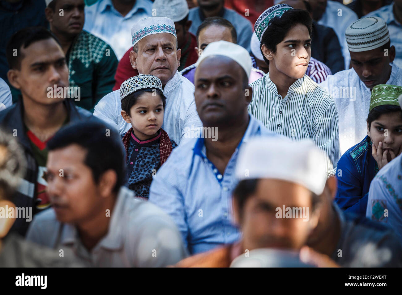 Rome, Italy. 24th Sep, 2015. A Muslims devotee brings his son in ...